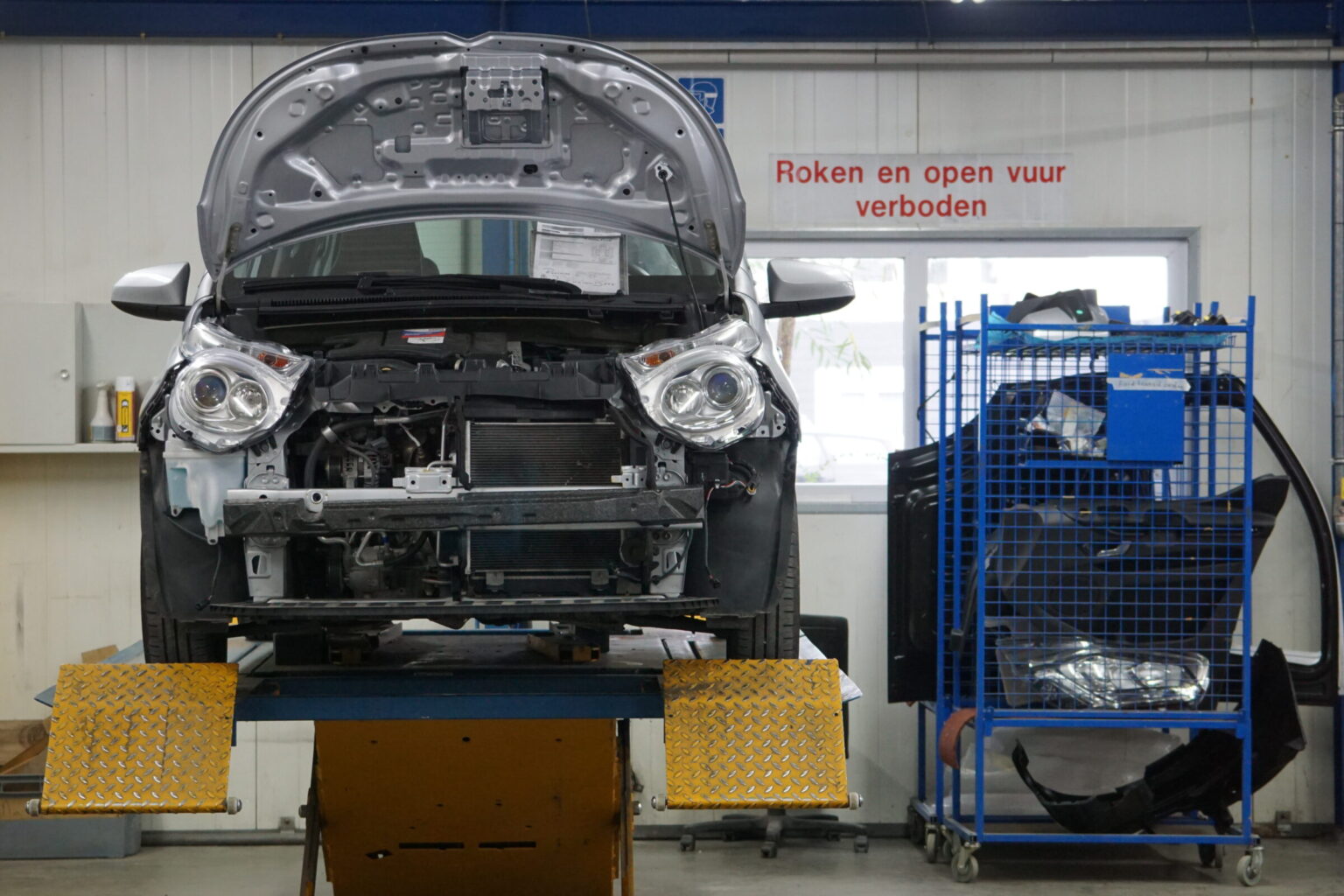 Kleine of grote autoschade herstellen? Van den Berg Autoschade | Zeeland